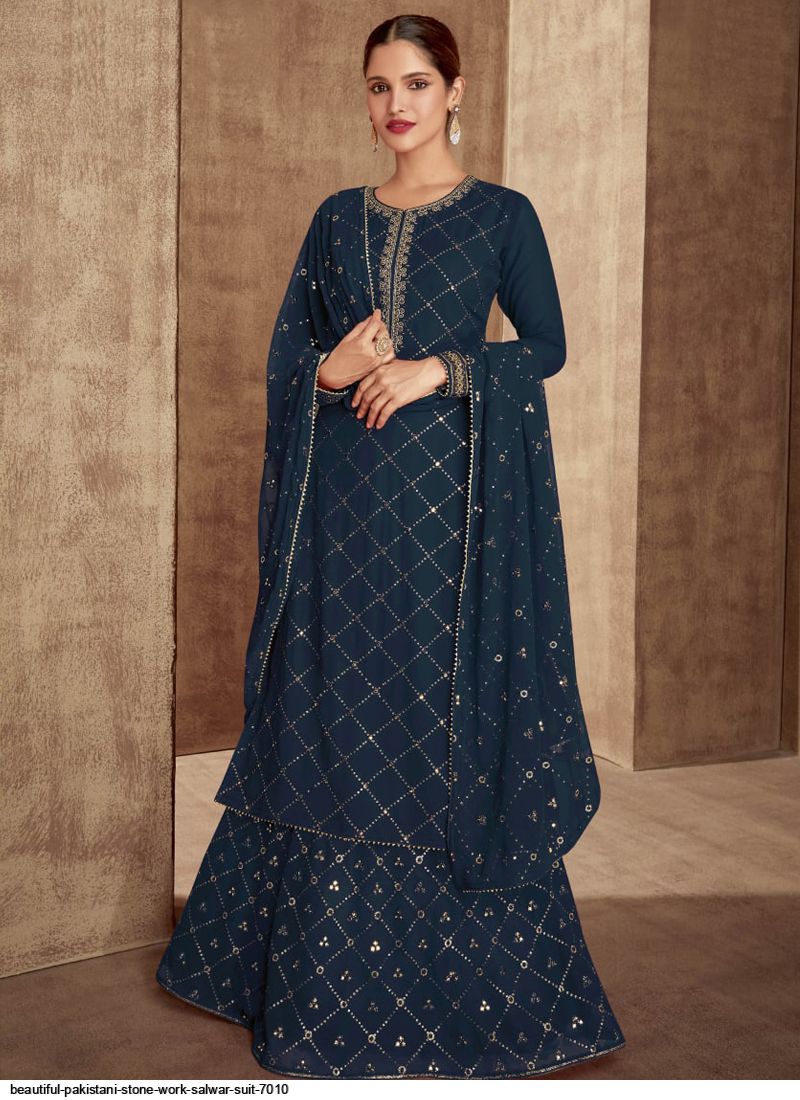 beautiful-pakistani-stone-work-GOWN-7010