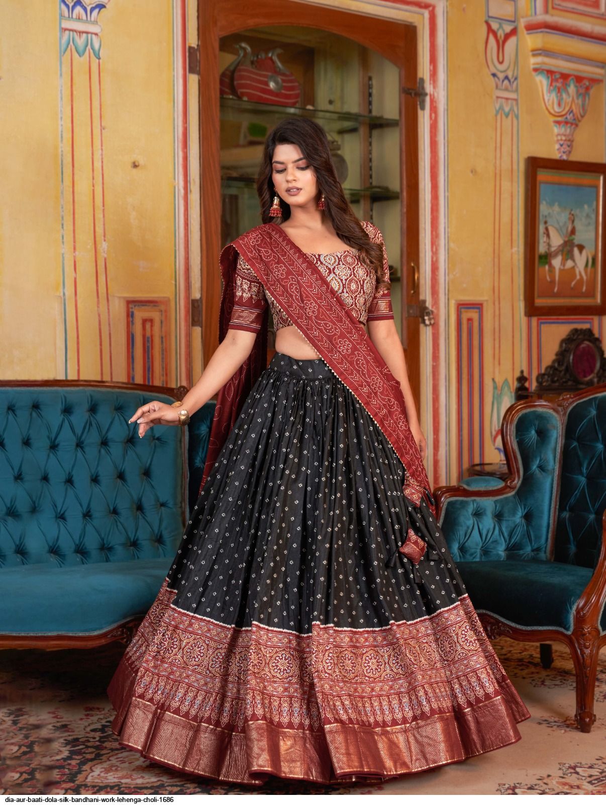 DIA AUR BAATI DOLA SILK BANDHANI WORK LEHENGA CHOLI 1686
