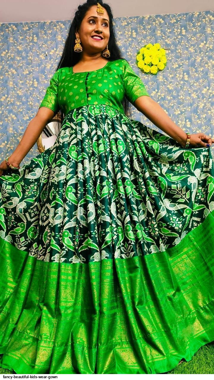 FANCY BEAUTIFUL KIDS WEAR GOWN