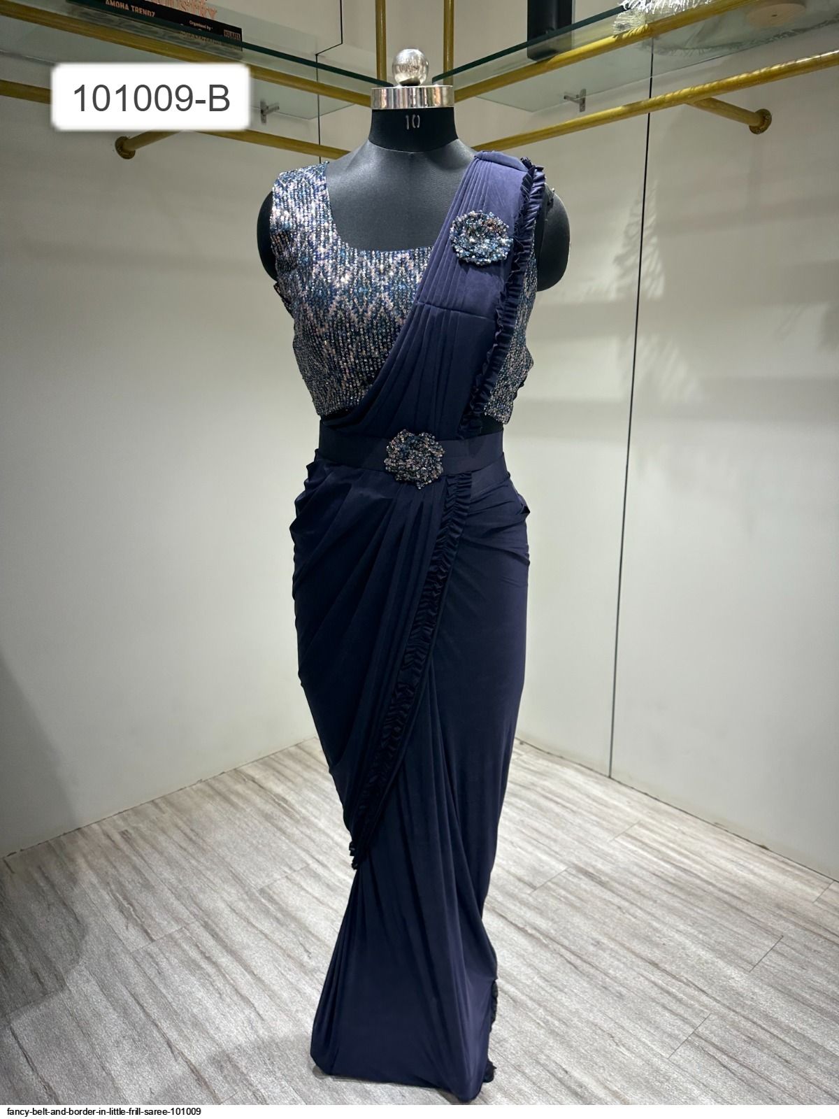 fancy-belt-and-border-in-little-frill-saree-101009