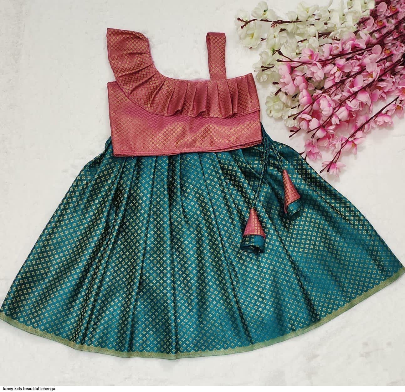 FANCY KIDS BEAUTIFUL LEHENGA