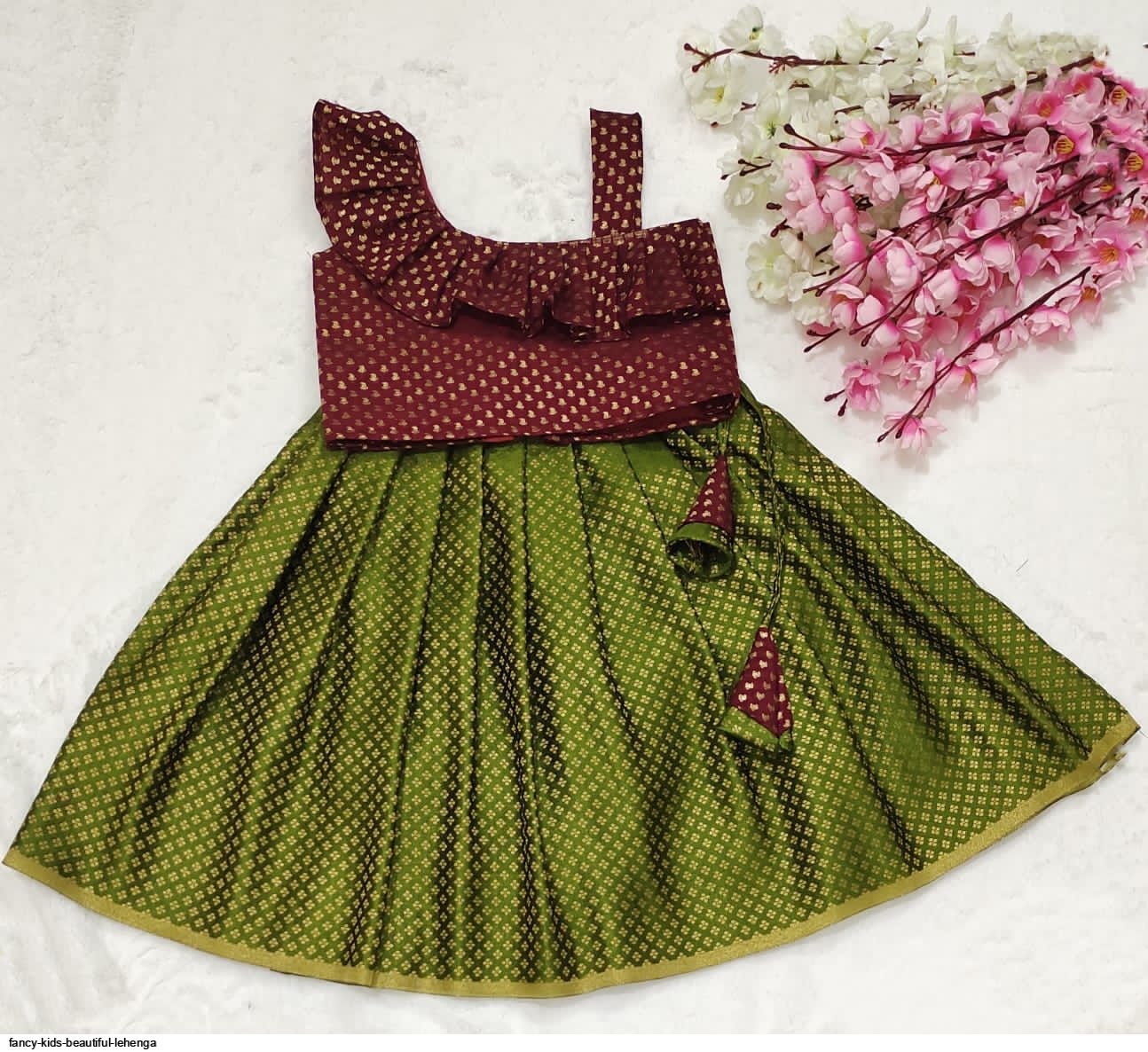 FANCY KIDS BEAUTIFUL LEHENGA