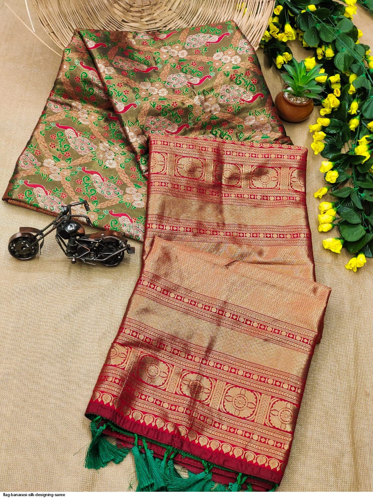 Flag BANARASI SILK DESIGNING SAREE
