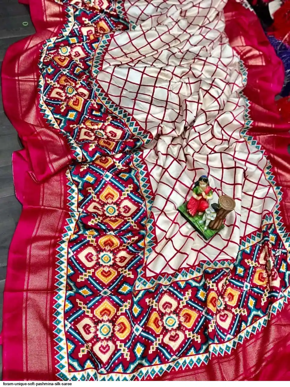 FORAM Unique Soft Pashmina Silk saree