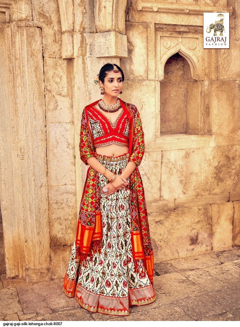 GAJRAJ GAJI SILK LEHENGA CHOLI 8007