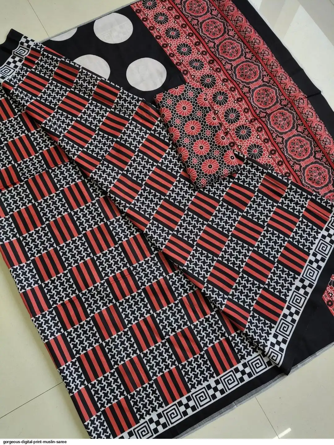 GORGEOUS DIGITAL PRINT MUSLIN SAREE