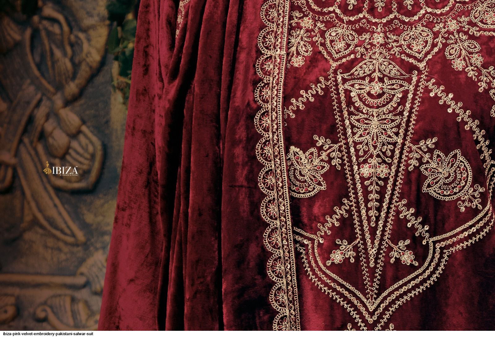IBIZA PINK VELVET embroidery pakistani salwar suit