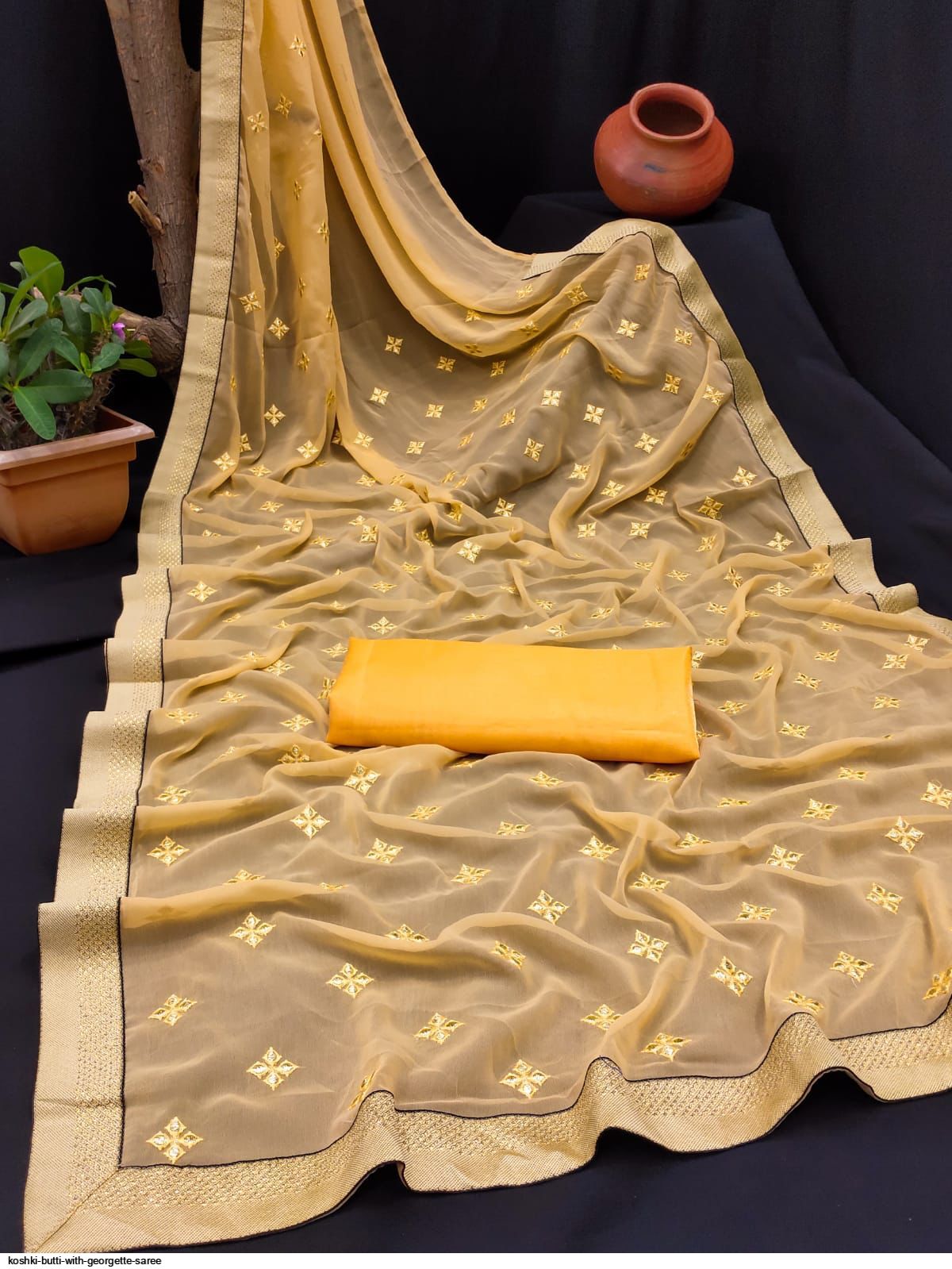Koshki Butti With Georgette saree