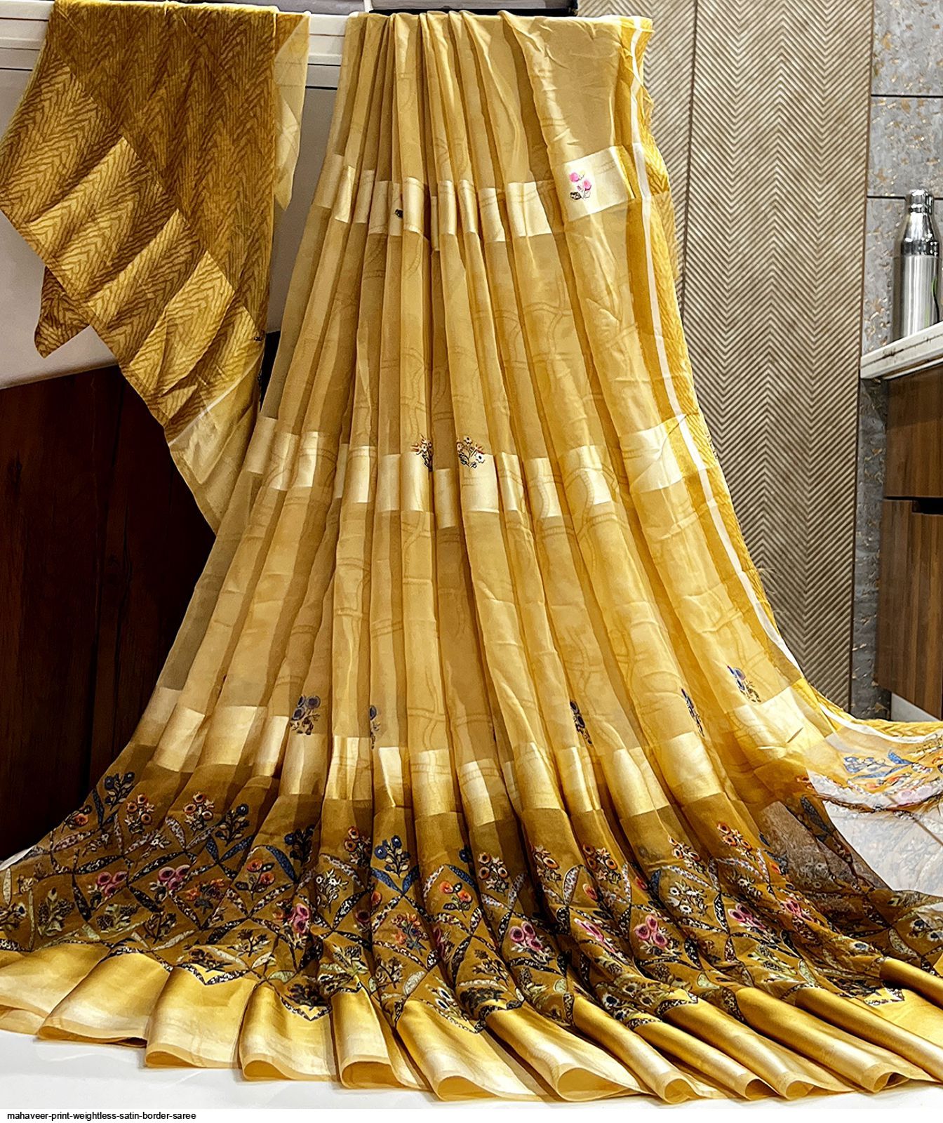 MAHAVEER PRINT WEIGHTLESS SATIN BORDER SAREE