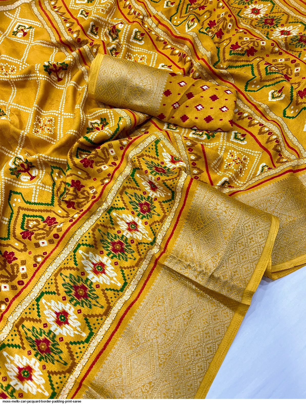 Moss mello ZARI JACQUARD BORDER Padding Print saree