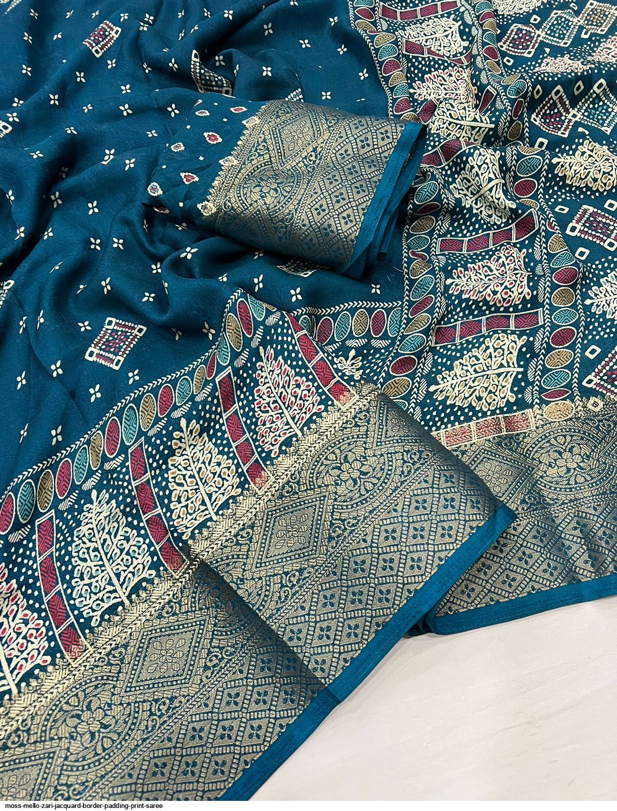 Moss mello ZARI JACQUARD BORDER Padding Print saree
