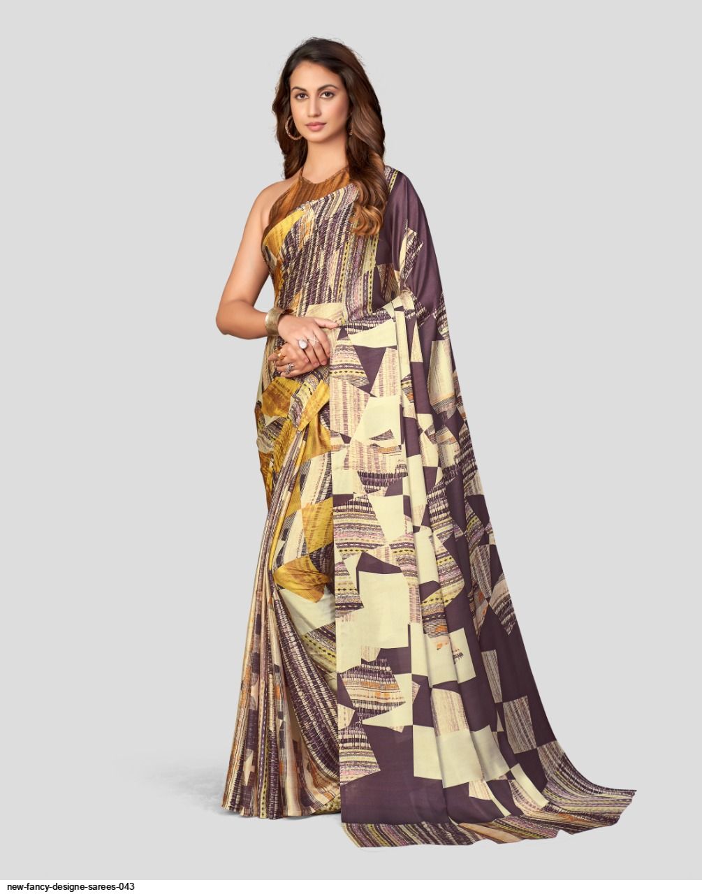 new-fancy-designe-sarees-044