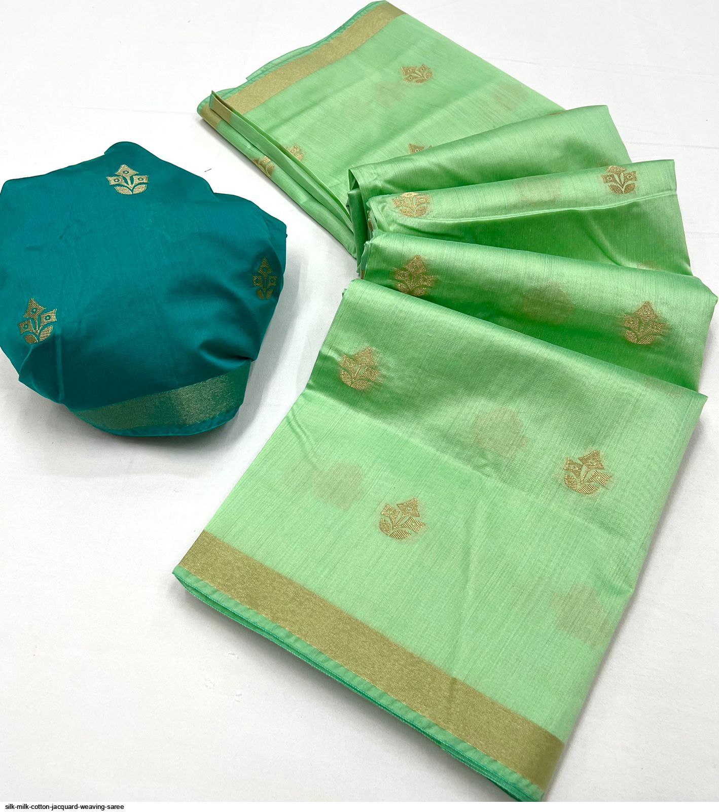 SILK MILK COTTON JACQUARD WEAVING SAREE