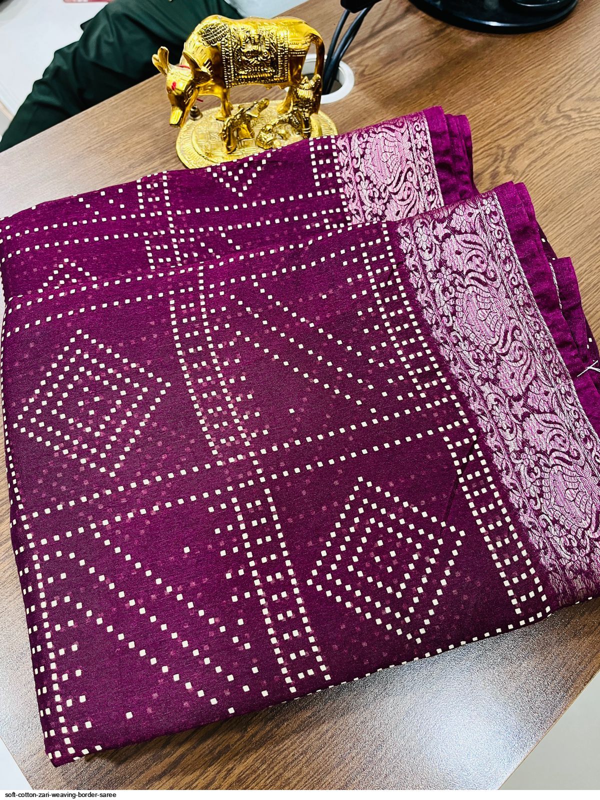 SOFT COTTON ZARI WEAVING BORDER SAREE