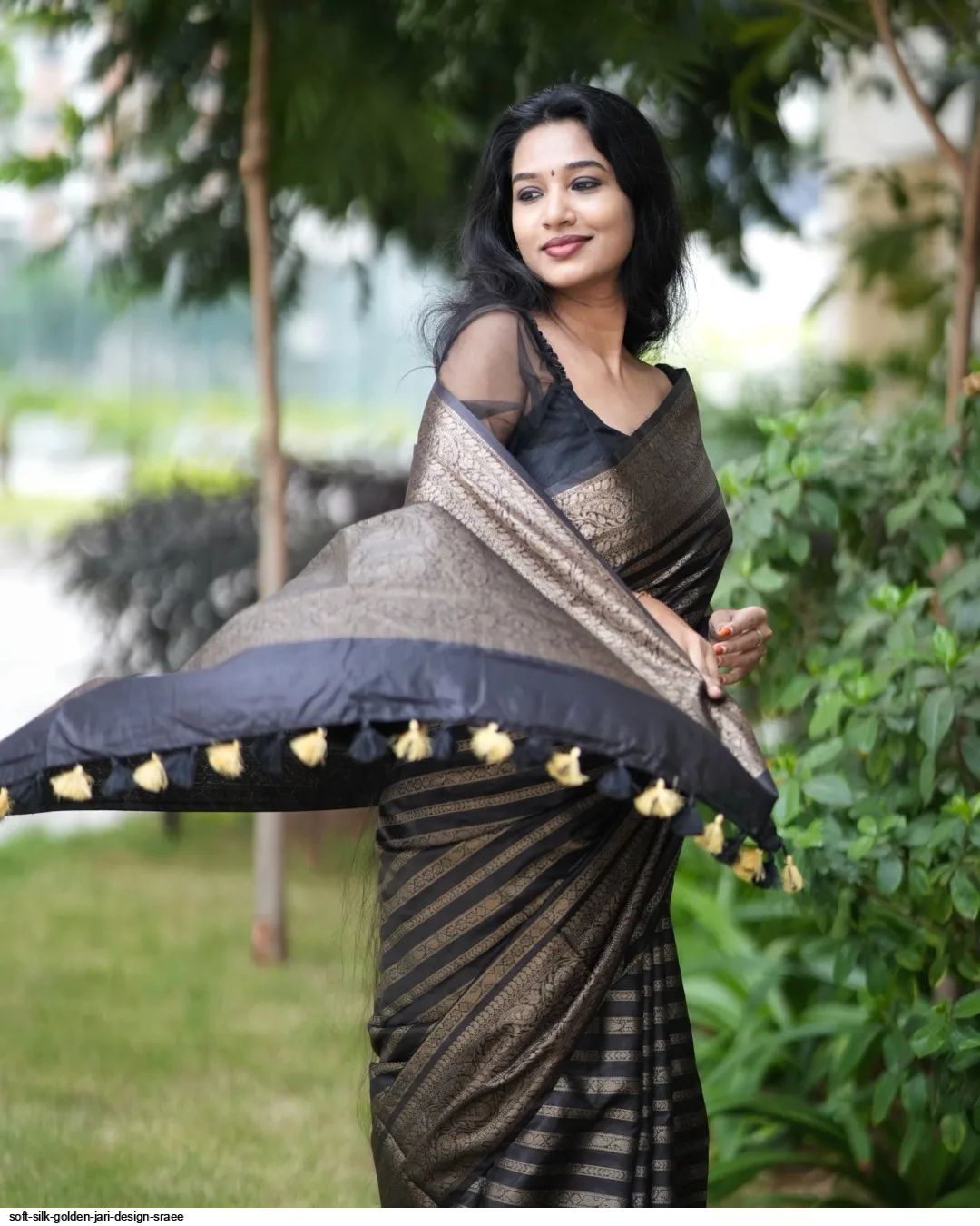 soft silk golden jari design sraee