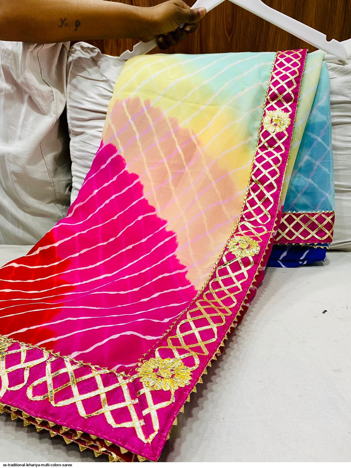 SS TRADITIONAL LEHARIYA MULTI COLORS SAREE