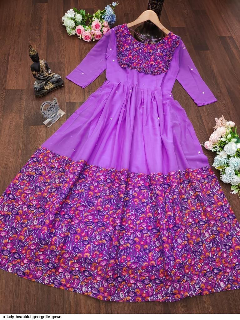 X lady beautiful Georgette gown