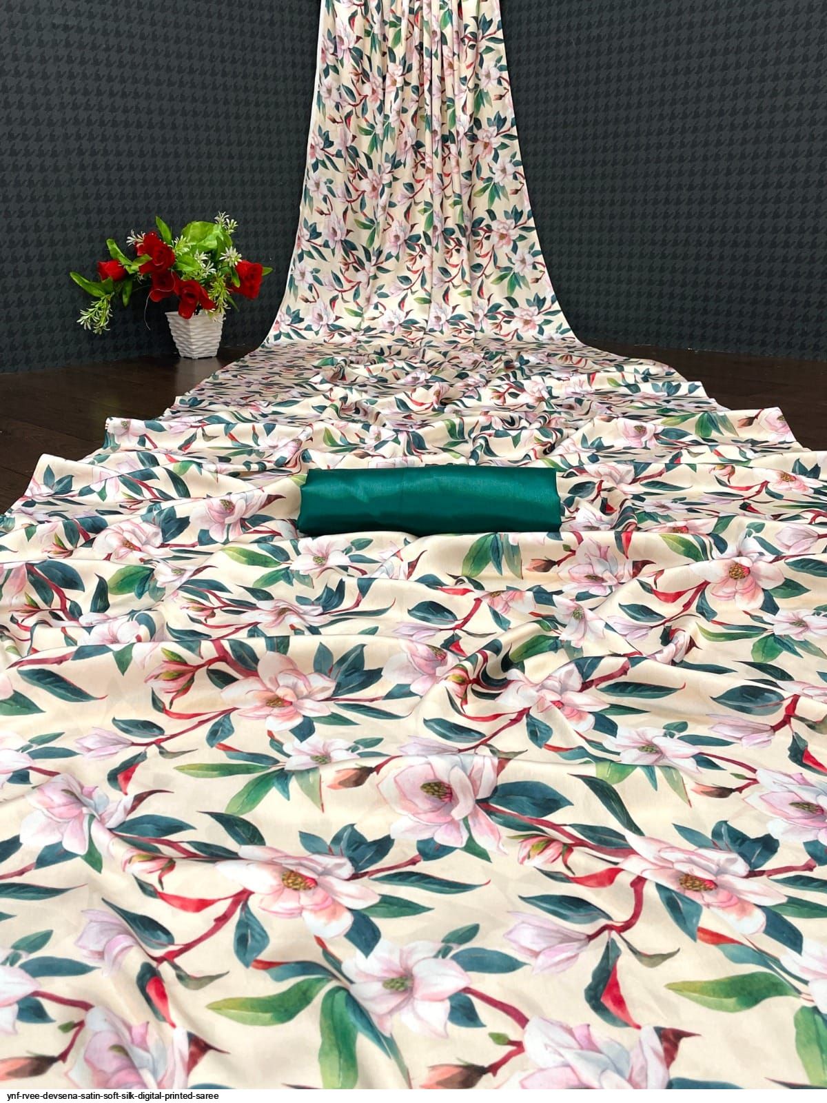 ynf RVEE DEVSENA SATIN Soft Silk Digital Printed Saree